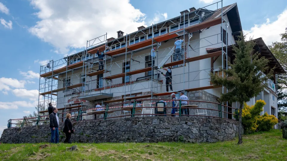 Mijenja se krovište na planinarskom domu Petrov vrh: "Sljedeći koraci ...