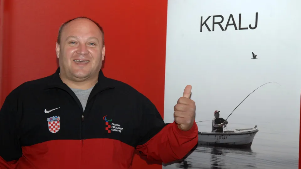 Darko Kralj osobno dolazi na projekciju filma u Veteranski centar ...